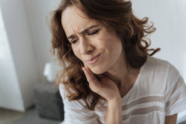 What Should I Do About This Persistent Toothache? | Maple Grove, MN
